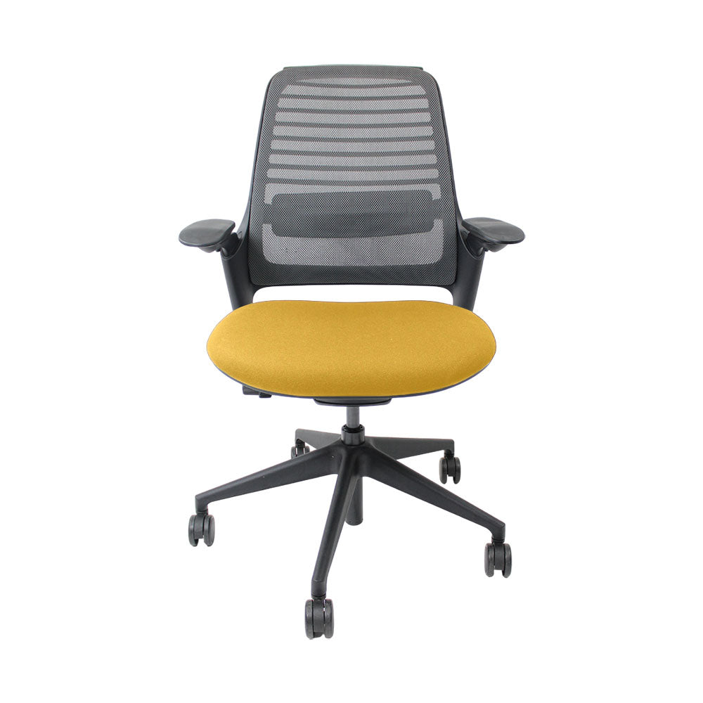 Steelcase: Series 1 Ergonomic Office Chair in Yellow Fabric - Refurbis